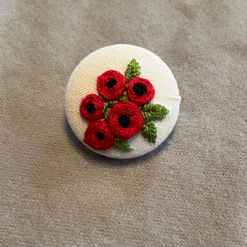 Poppy Lapel Pin - Etsy