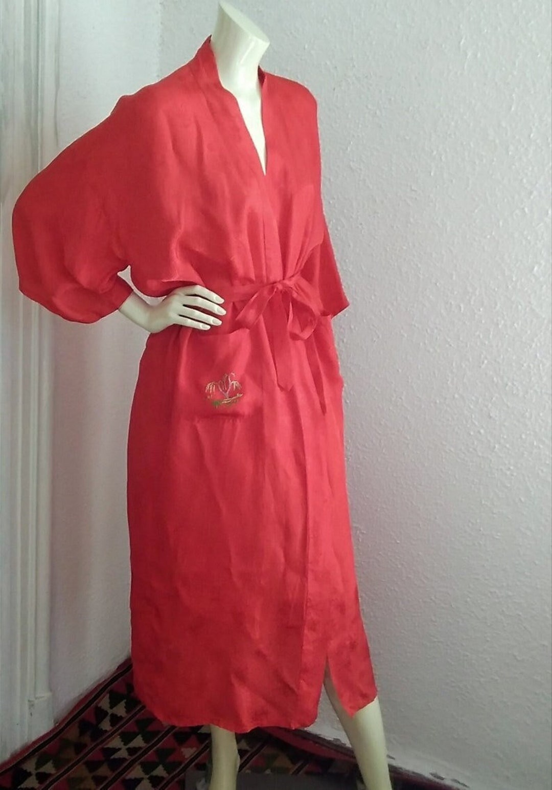 80s Viscose Red Negligee Floral Jacquard Wrapped Housecoat Hand ...