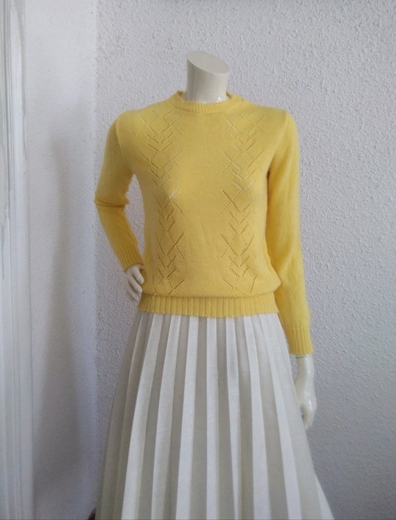 70s retro blouse diamond lace pattern knitted top yel… - Gem