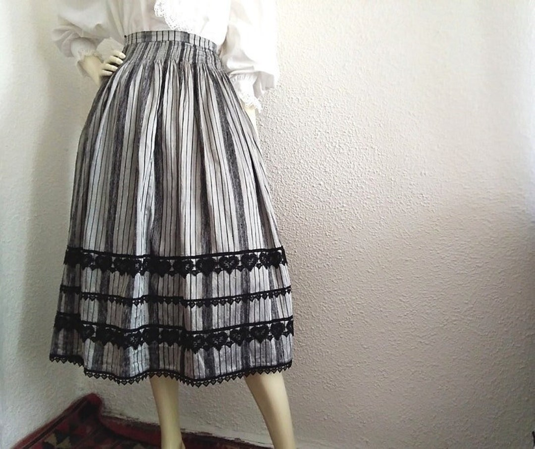 80s Folk Skirt High Waist Black Trim Lace Skirt Gathered Shiny Rustic ...