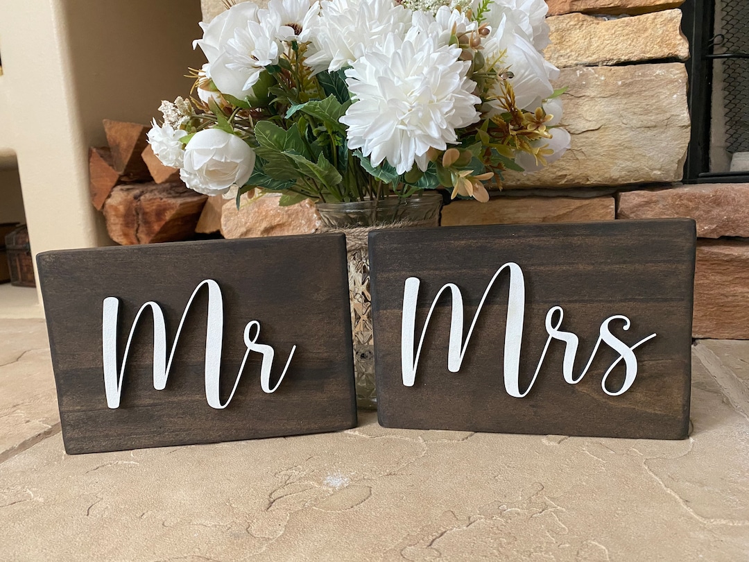 Mr and Mrs Sign Wedding, Mr and Mrs Table Sign, Mr and Mrs Sign, Rustic ...
