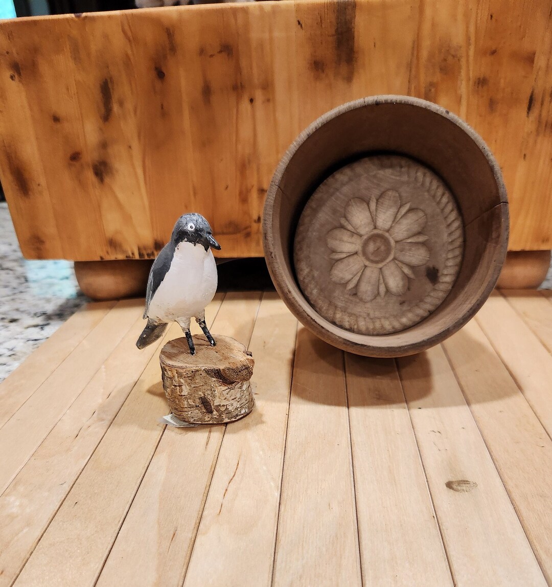 Old Miniature Hand Carved Blackbird Primitive - Etsy