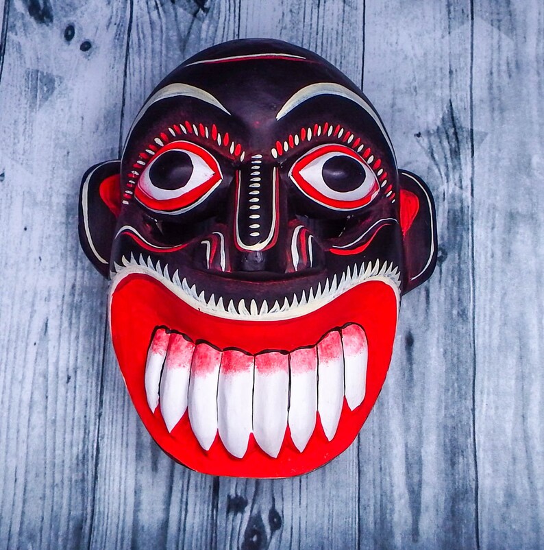 Handmade Stunning Sri Lankan Wooden Traditional Sanni Mask | Etsy