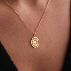 14k Solid Gold Sunflower Disc Pendant, 14K Gold Sunflower Necklace ...