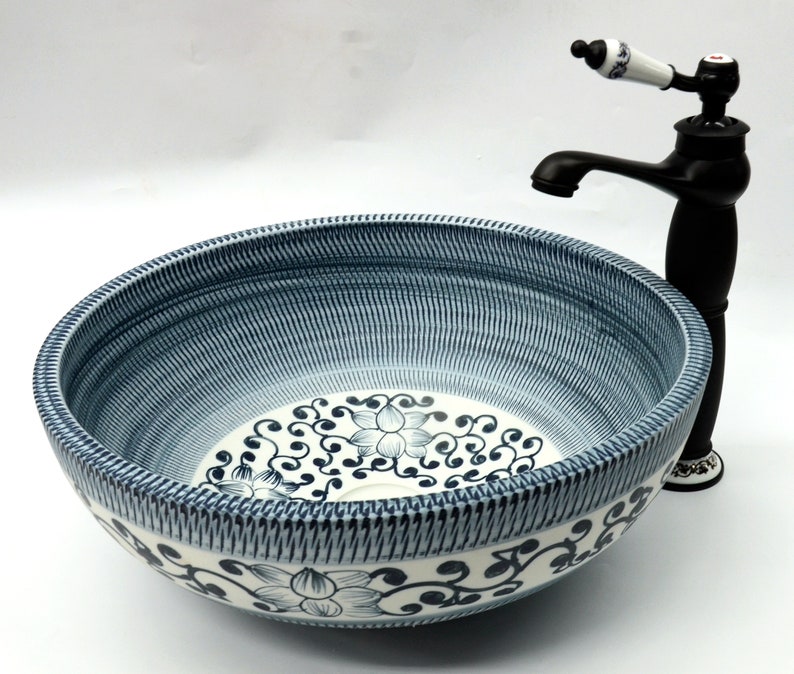 Vintage Floral Pattern Handmade Engraved Round Bathroom | Etsy UK