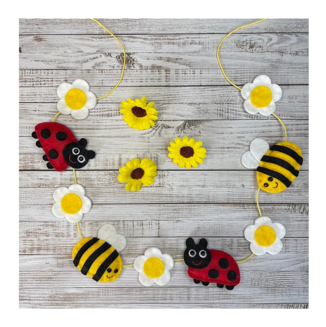 Felt Bee and Bug Garland, Handmade Summer Wall Decor, Bee and Ladybird ...