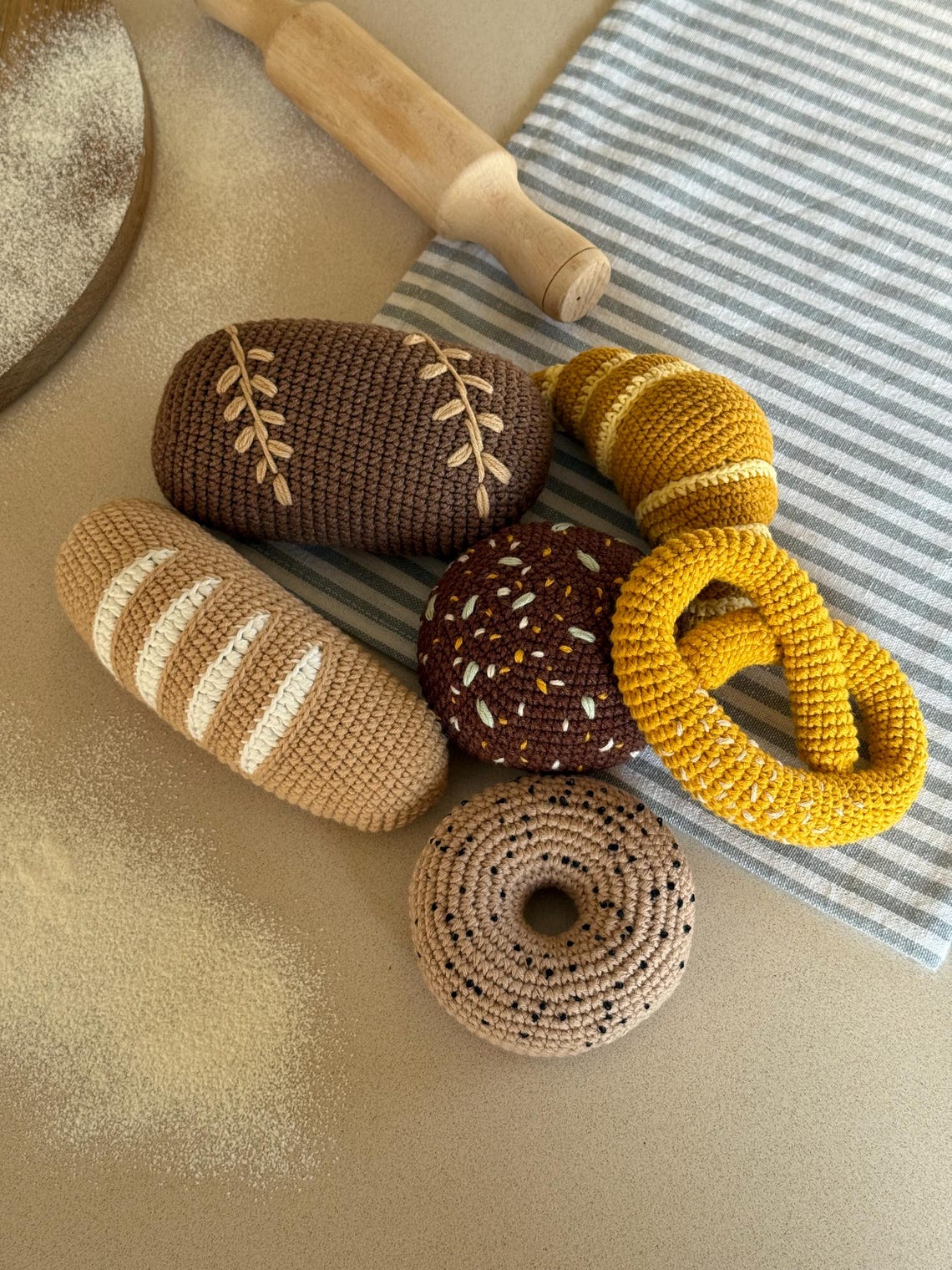 Play Bakery Set (6 Pc), Bakery Products, Crochet Food, Pretend Kitchen ...