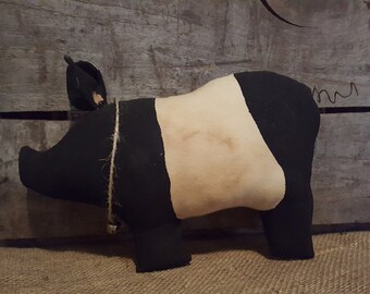 Primitive Pig - Etsy