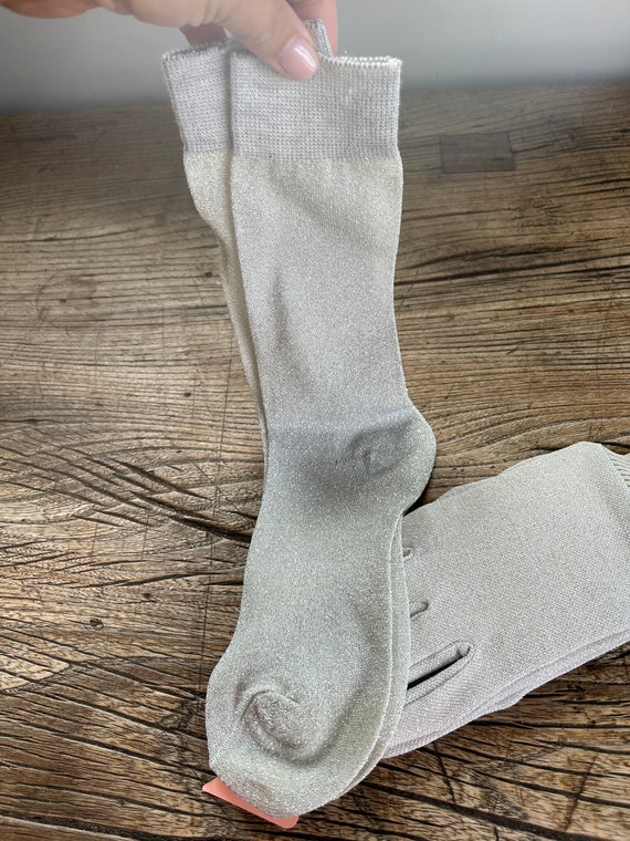 Rare Vintage 80s Silver Metallic Knit Gloves And Sock… - Gem