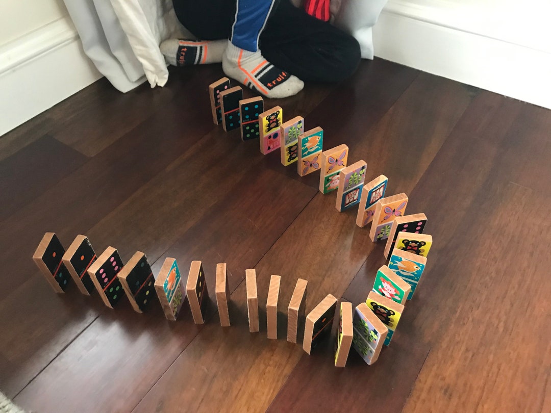 Vintage 1961 Playskool Golden Matching Pictures and Dots Dominos Game ...