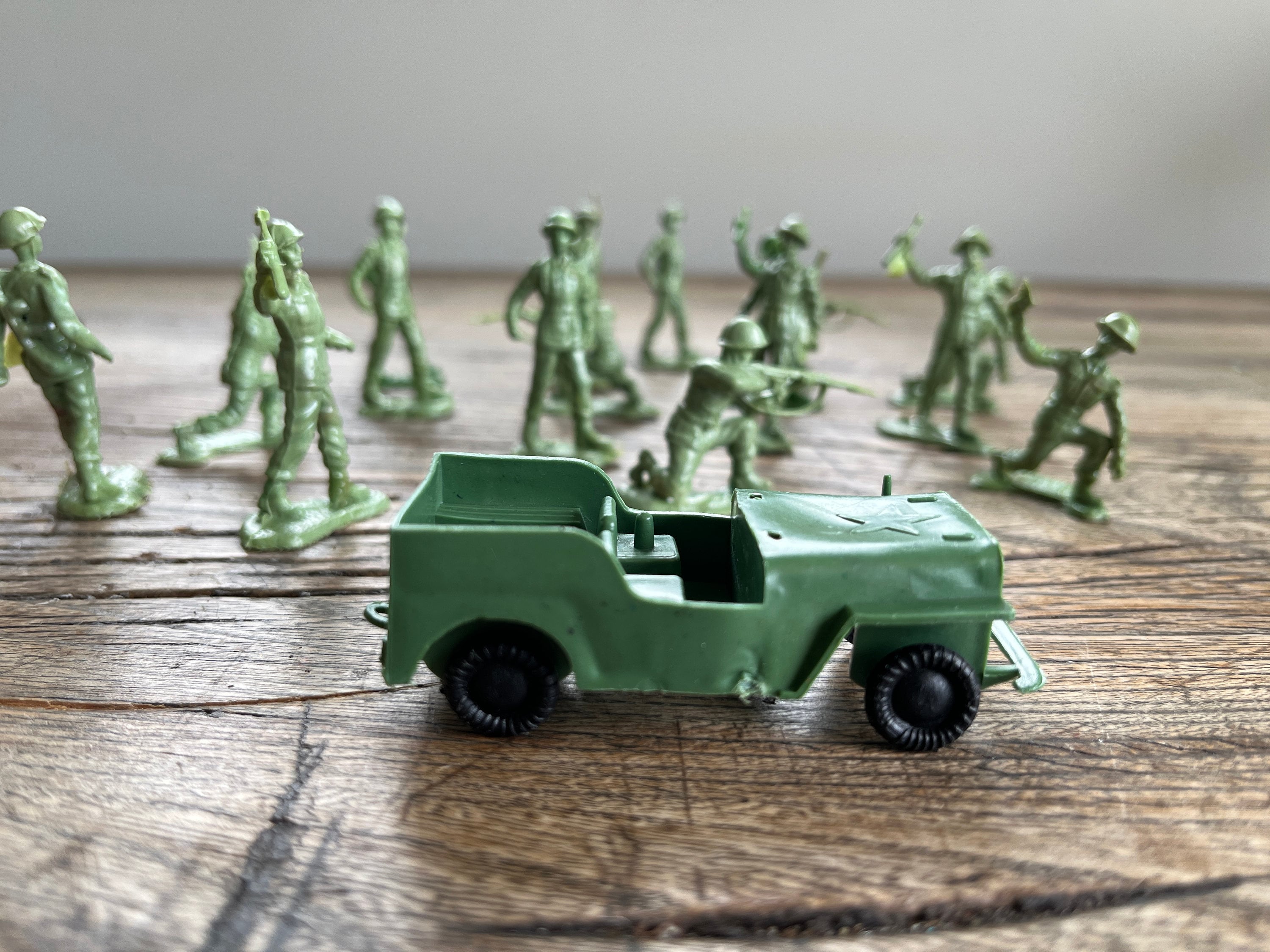 Vintage 1960's Dime Store Hong Kong Dime Store Lot Army Man Figures ...