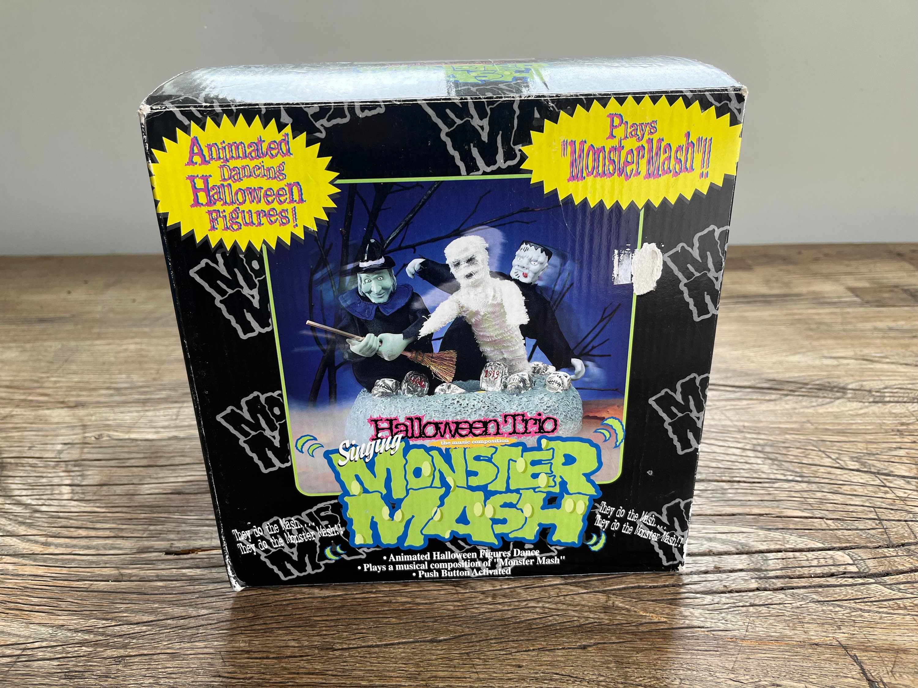 Monster Mash Dance