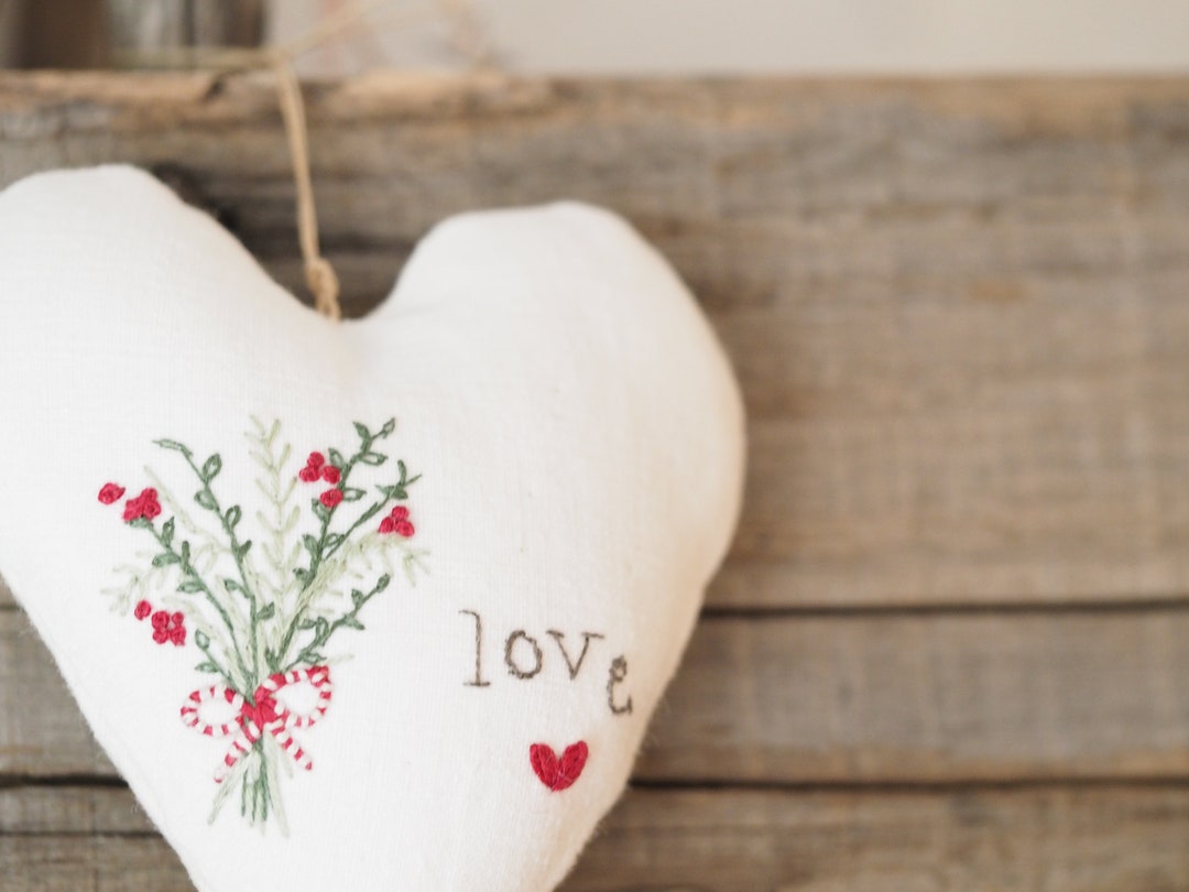 Festive Posy Mini Embroidery Kit - Etsy