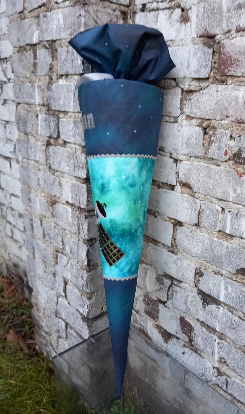 School Cone Matching the Nebula Scout, Space Bear Ergobag, Shuttle ...