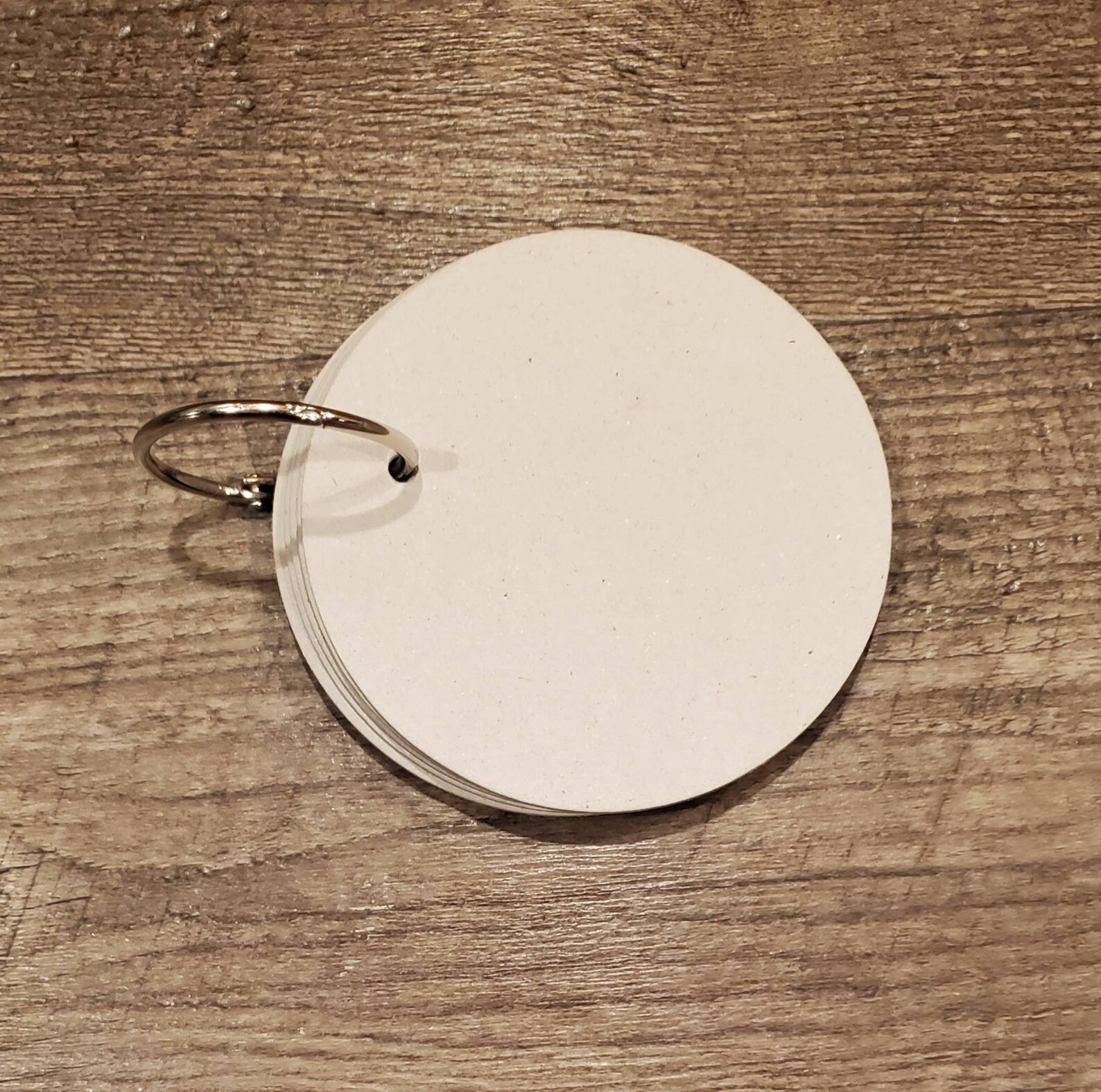 Blank DIY Circle-shaped Chipboard Scrapbook Photo Album or Blank DIY ...