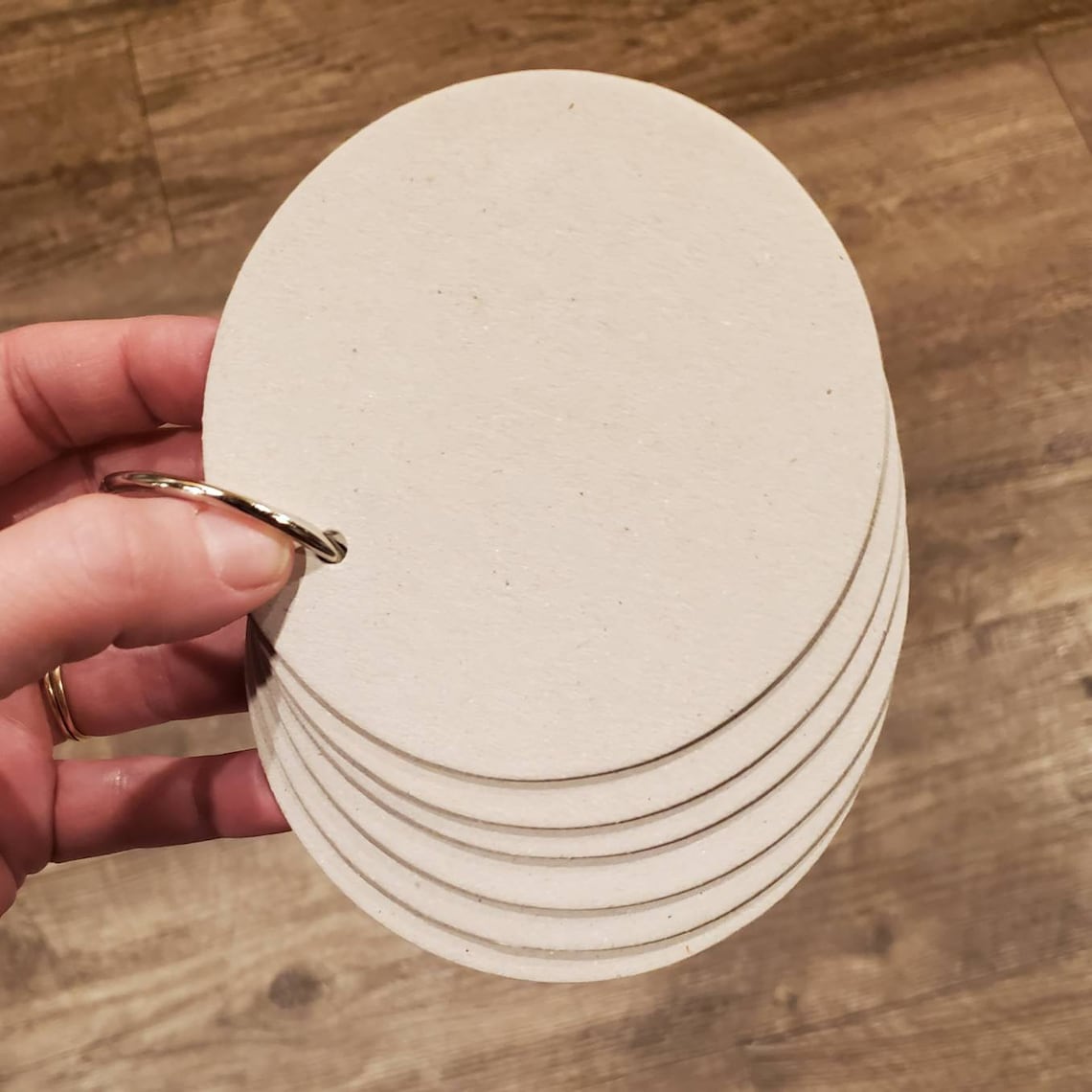 Blank DIY Circle-shaped Chipboard Scrapbook Photo Album or Blank DIY ...