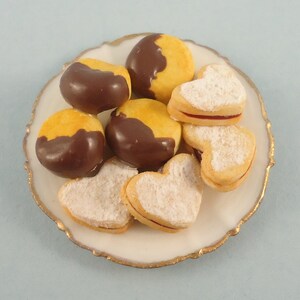 Dollhouse Miniature - Cookies & Biscuits - Etsy