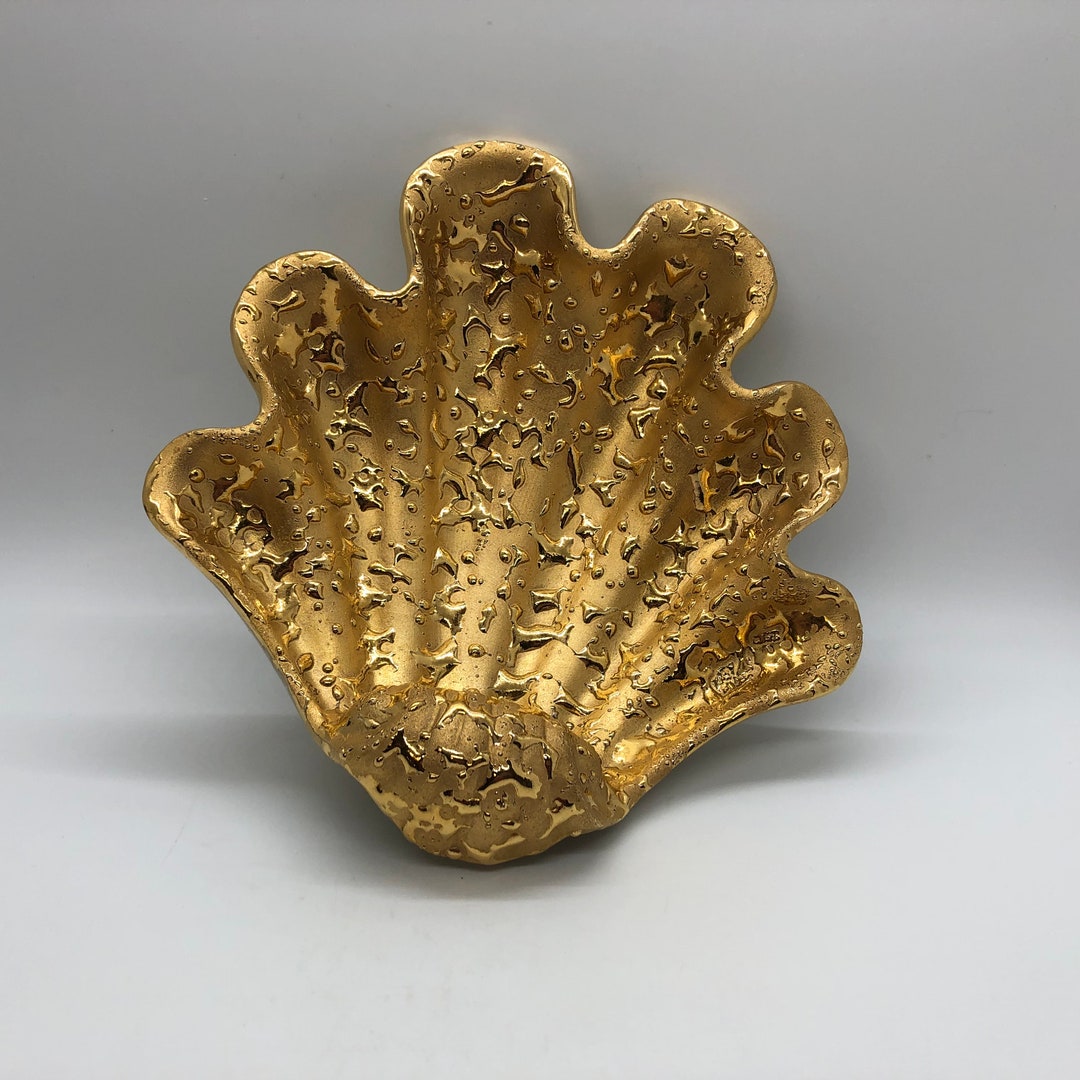 Vintage Weeping 22K Gold Shell Shaped Bowl - Etsy