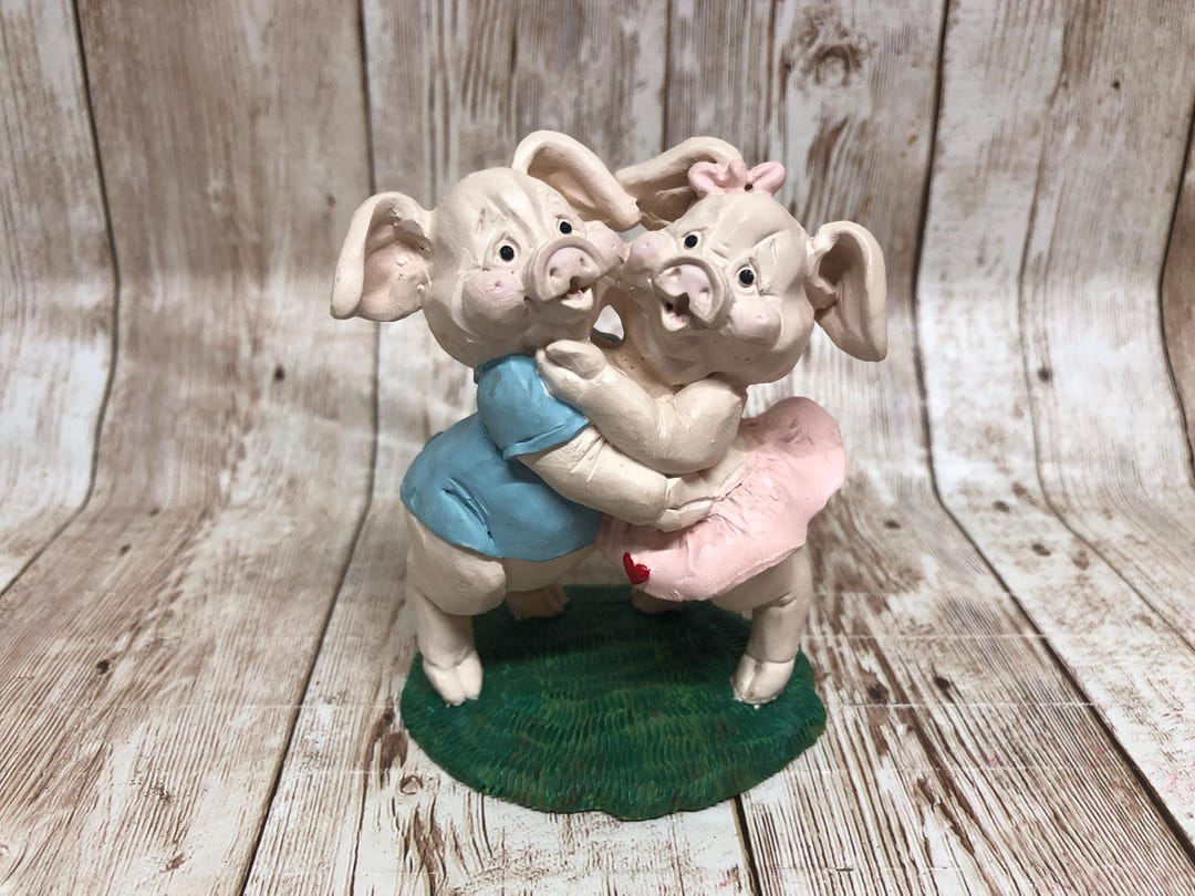 Vintage Pigs in Love Hugging Figurine - Etsy