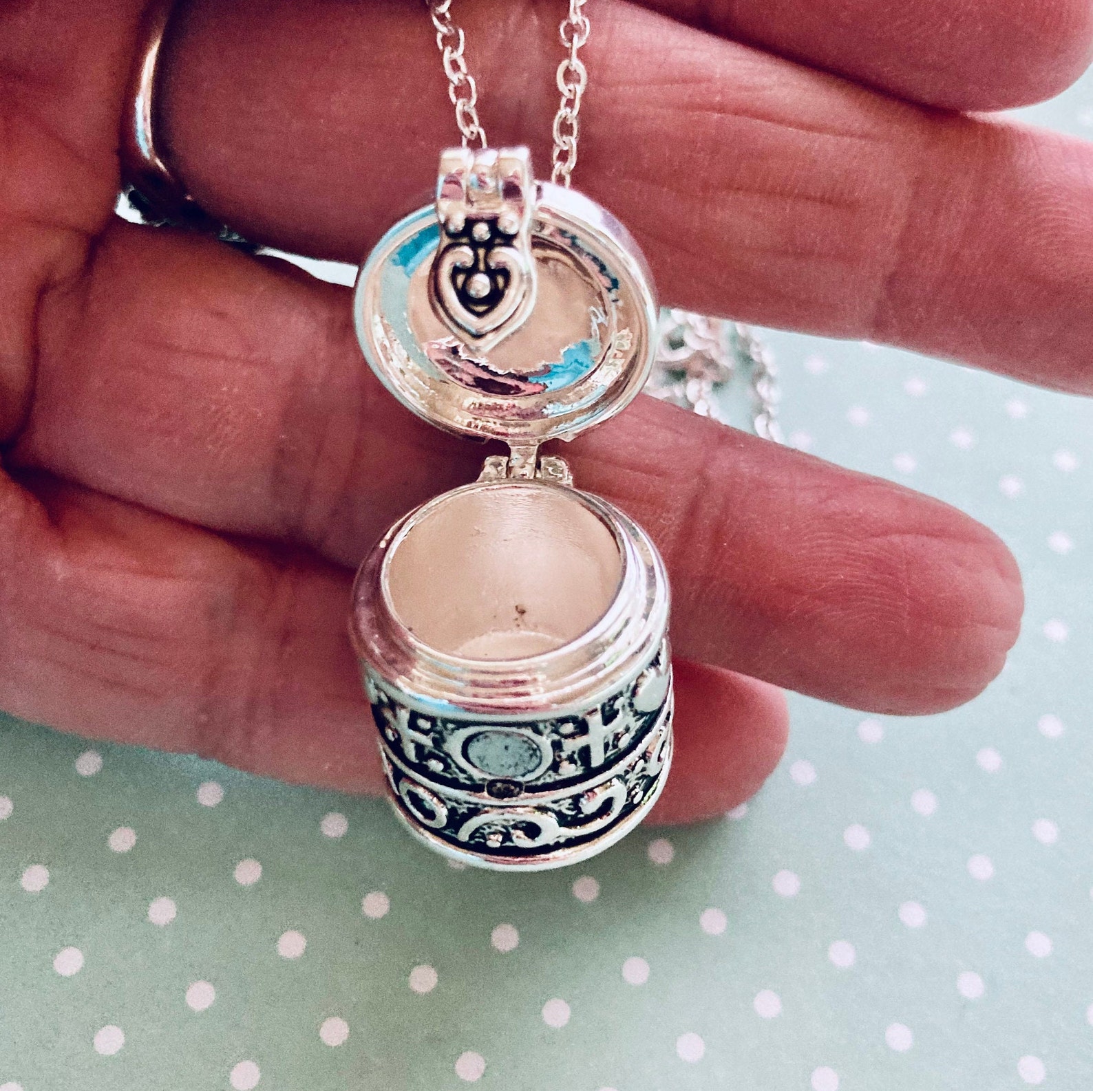 Large Prayer Box Pendant, Prayer Box Charm, Large Wish Box - Etsy