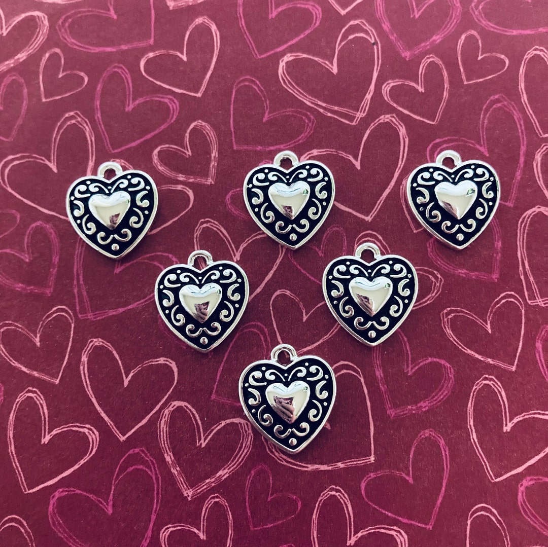Curly Heart Charm Medium Silver Heart Charms 6 or 12 Charms - Etsy