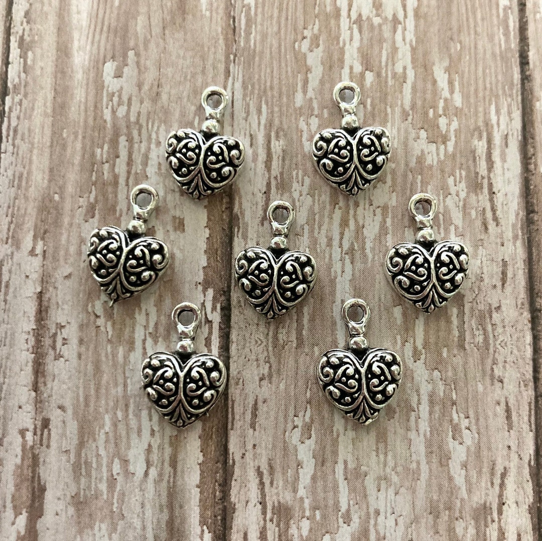 Small Heart Charms, 6 Charms - Etsy