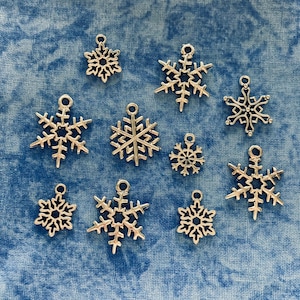 Snowflake Charm Assortment, 10 Charms - Etsy
