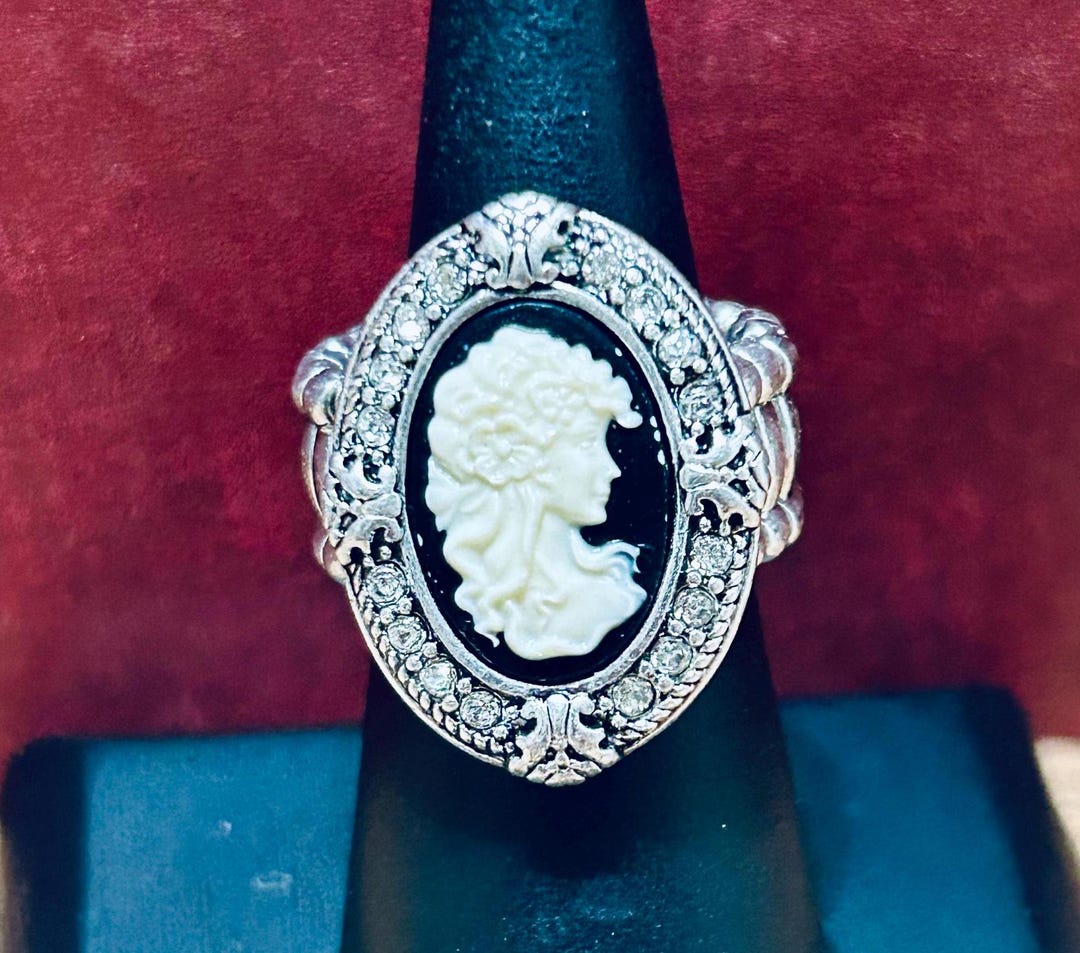 Cameo Rings, Victorian Rings, Statement Rings, Stretch Rings, Vintage ...