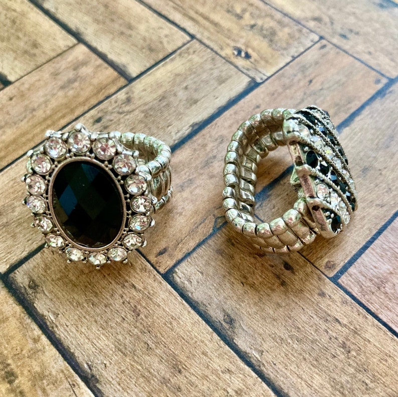 4 Assorted Fashion Rings, Mystery Box of Rings, Assorted Stretchy Rings ...