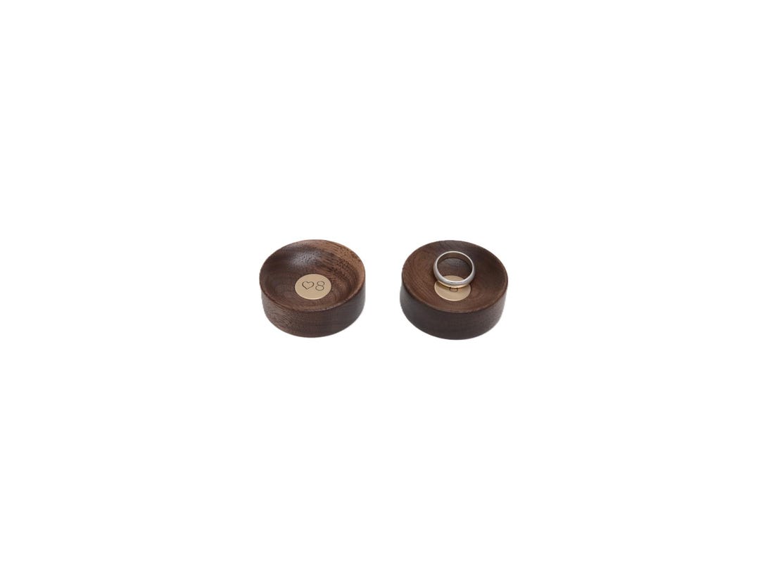 8th Anniversary Gift, Walnut Ring Dish With Bronze Inlay - Etsy