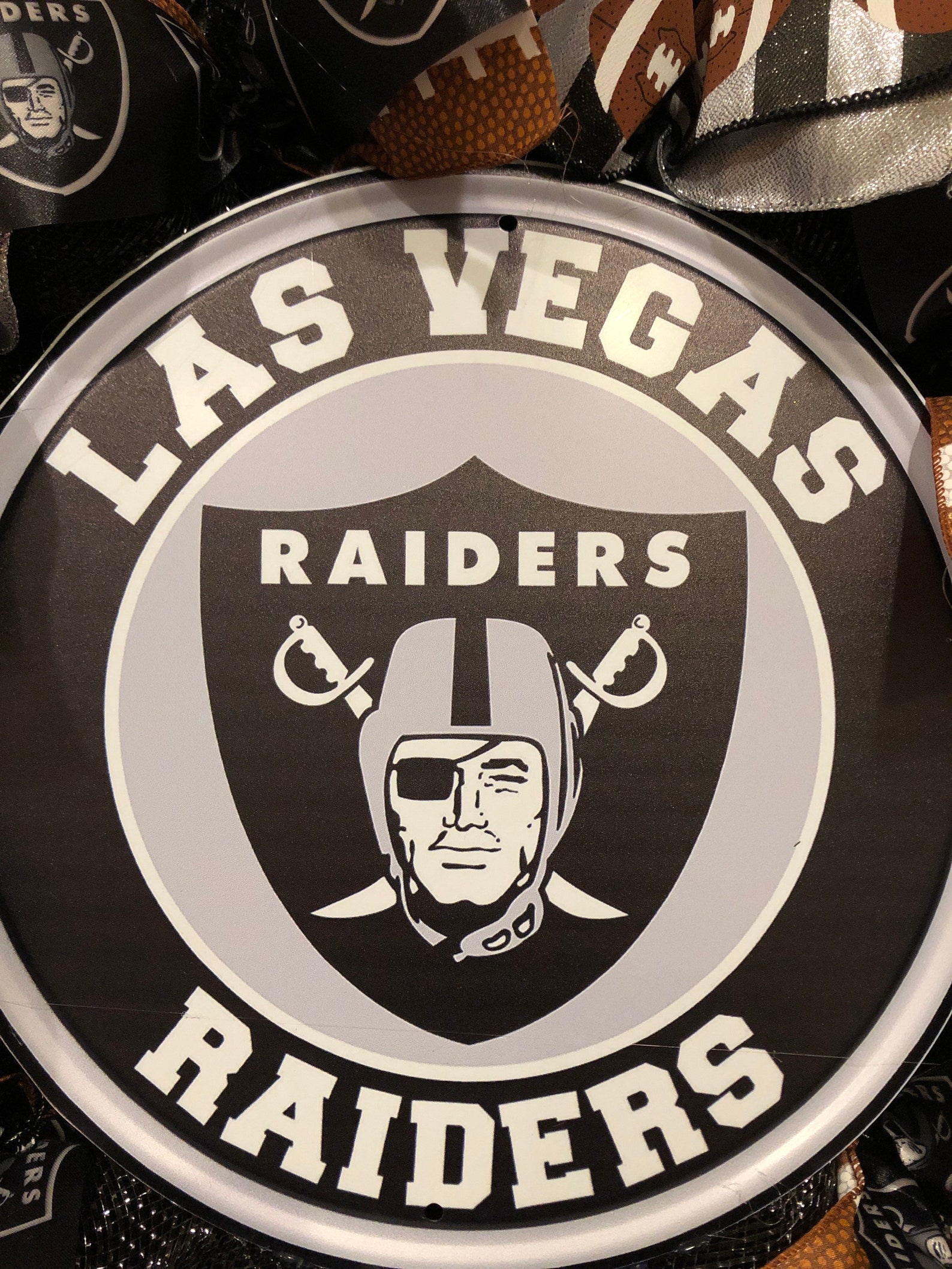 LAS VEGAS RAIDERS Football Wreath Black Deco Mesh 24 X - Etsy