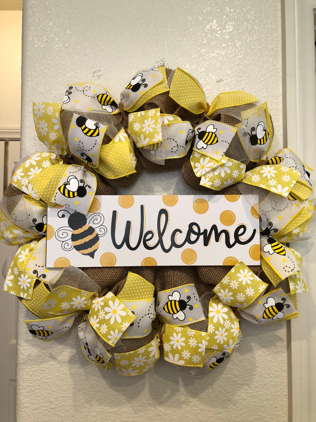 Bumble Bee Welcome Wreath: Burlap Deco Mesh, Rustic Farmhouse Decor - Etsy