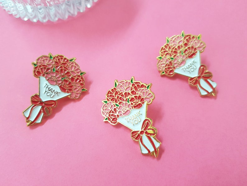 Carnation Thank You Pin Badge - Etsy