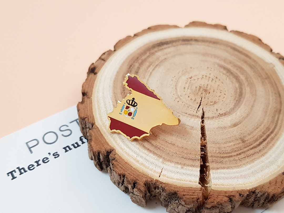 Spain Map Pin Badge - Etsy