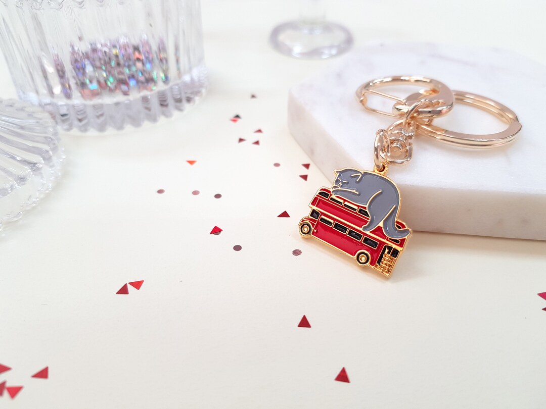 UK Double-decker Bus Cat Keychain - Etsy