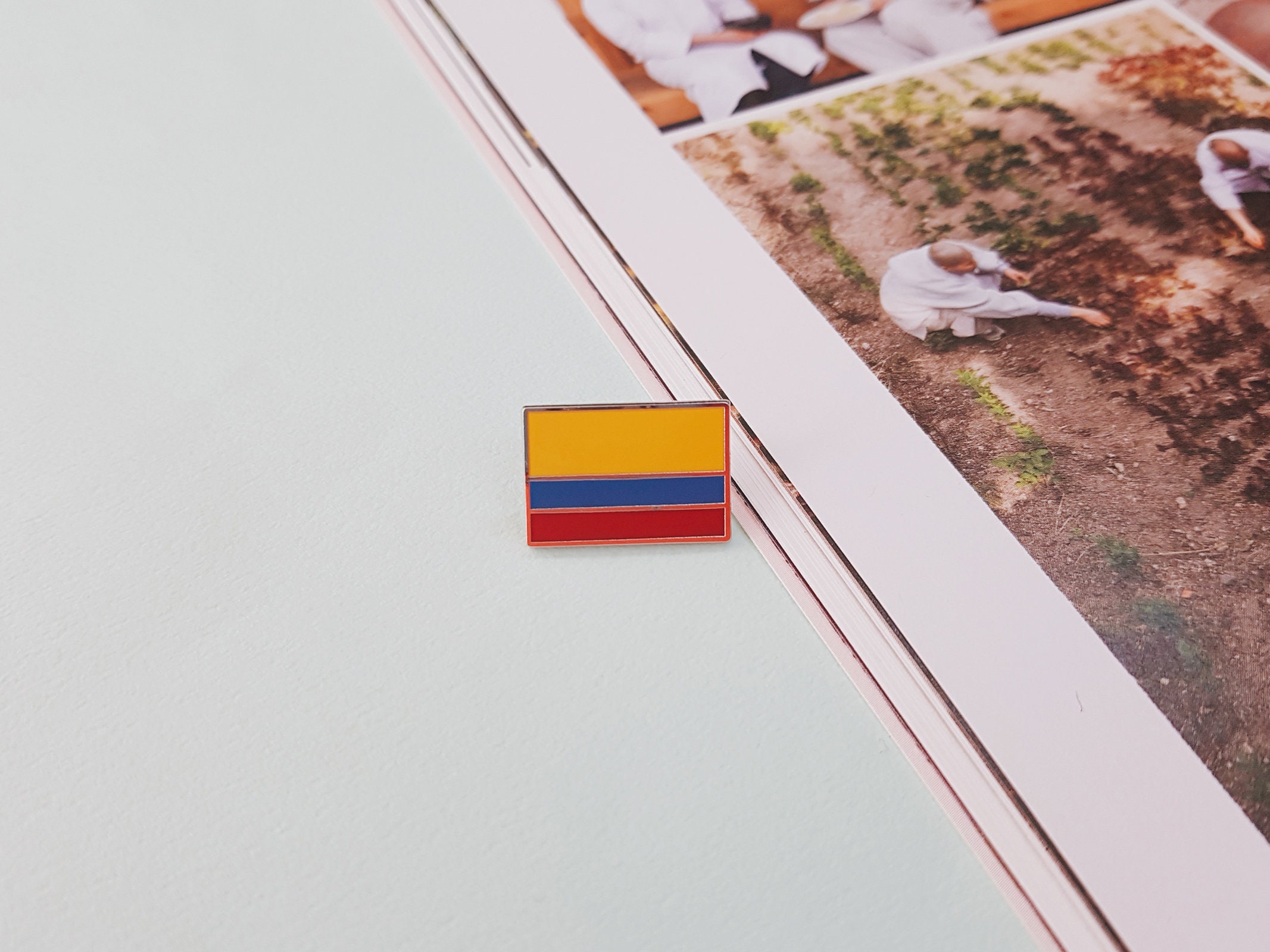 Colombia Flag Pin Badge - Etsy