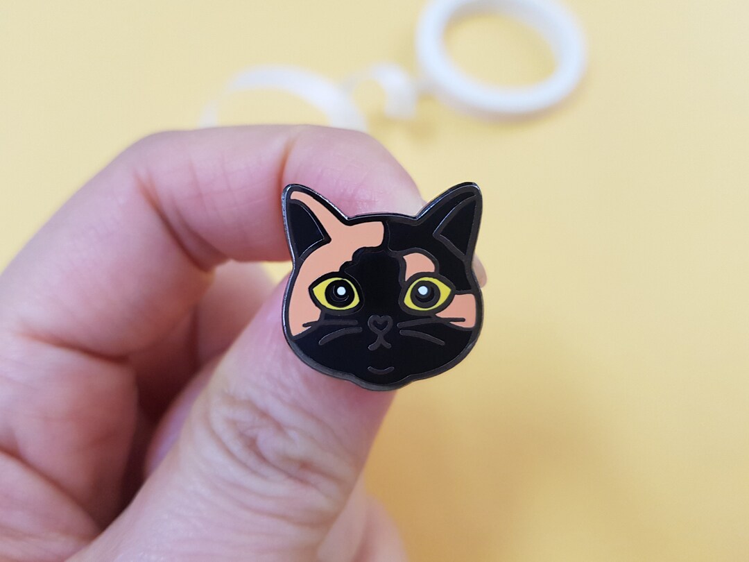 Chaos Cat Pin-badge - Etsy