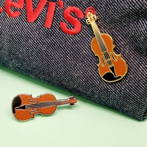 Violin Pin Badge - Etsy
