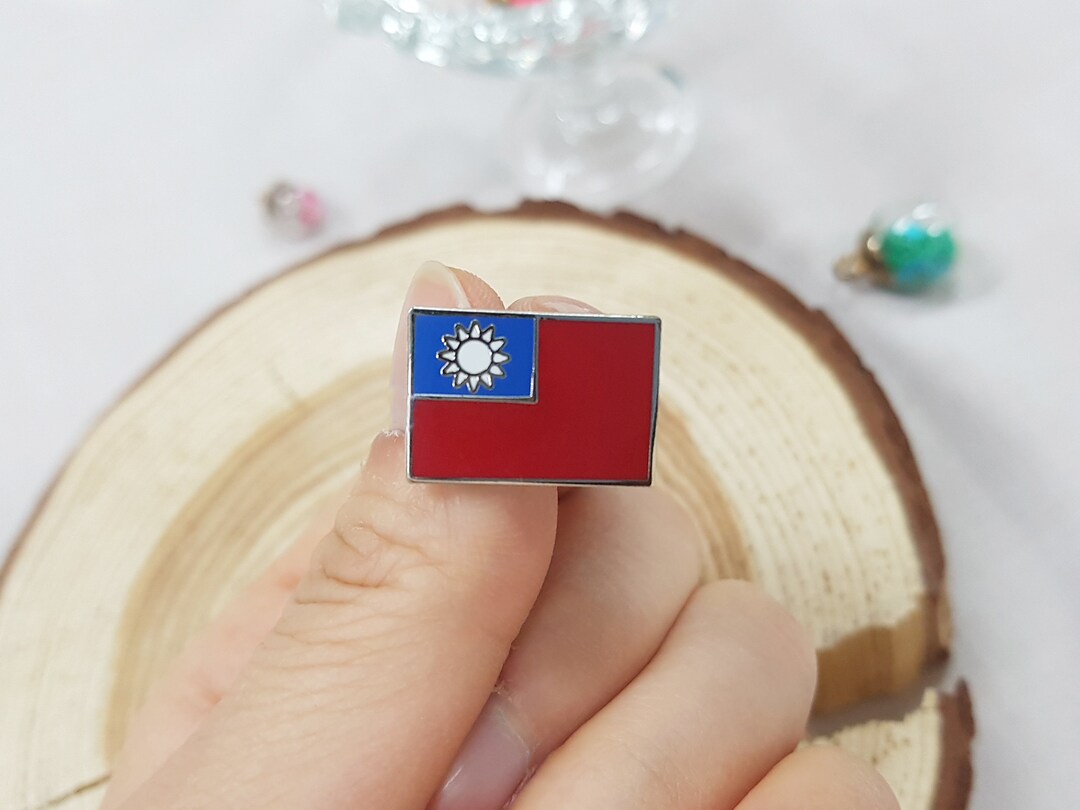 Taiwan Flag Pin Badge - Etsy