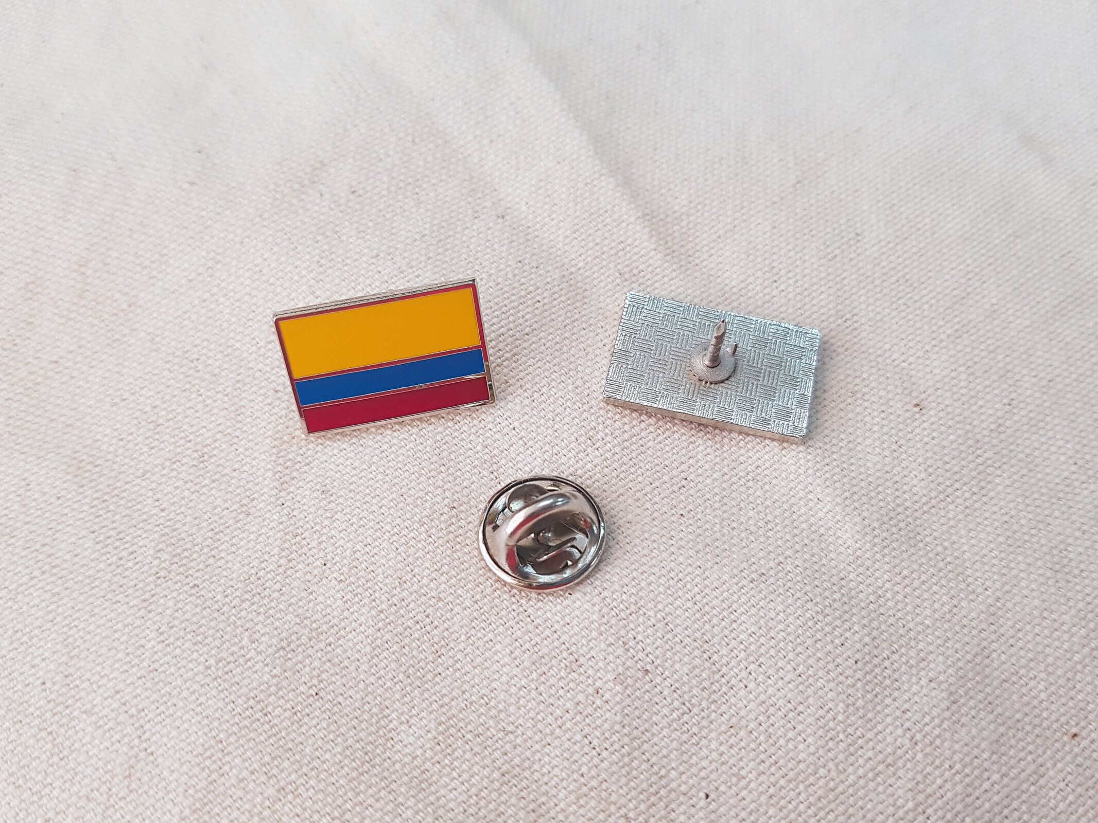 Colombia Flag Pin Badge - Etsy