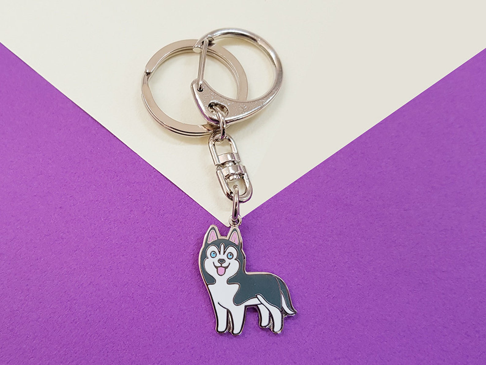 Siberian husky dog keychain | Etsy