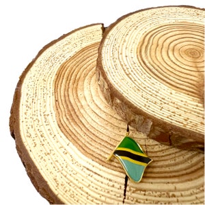 Tanzania Flying Flag Pin Badge - Etsy