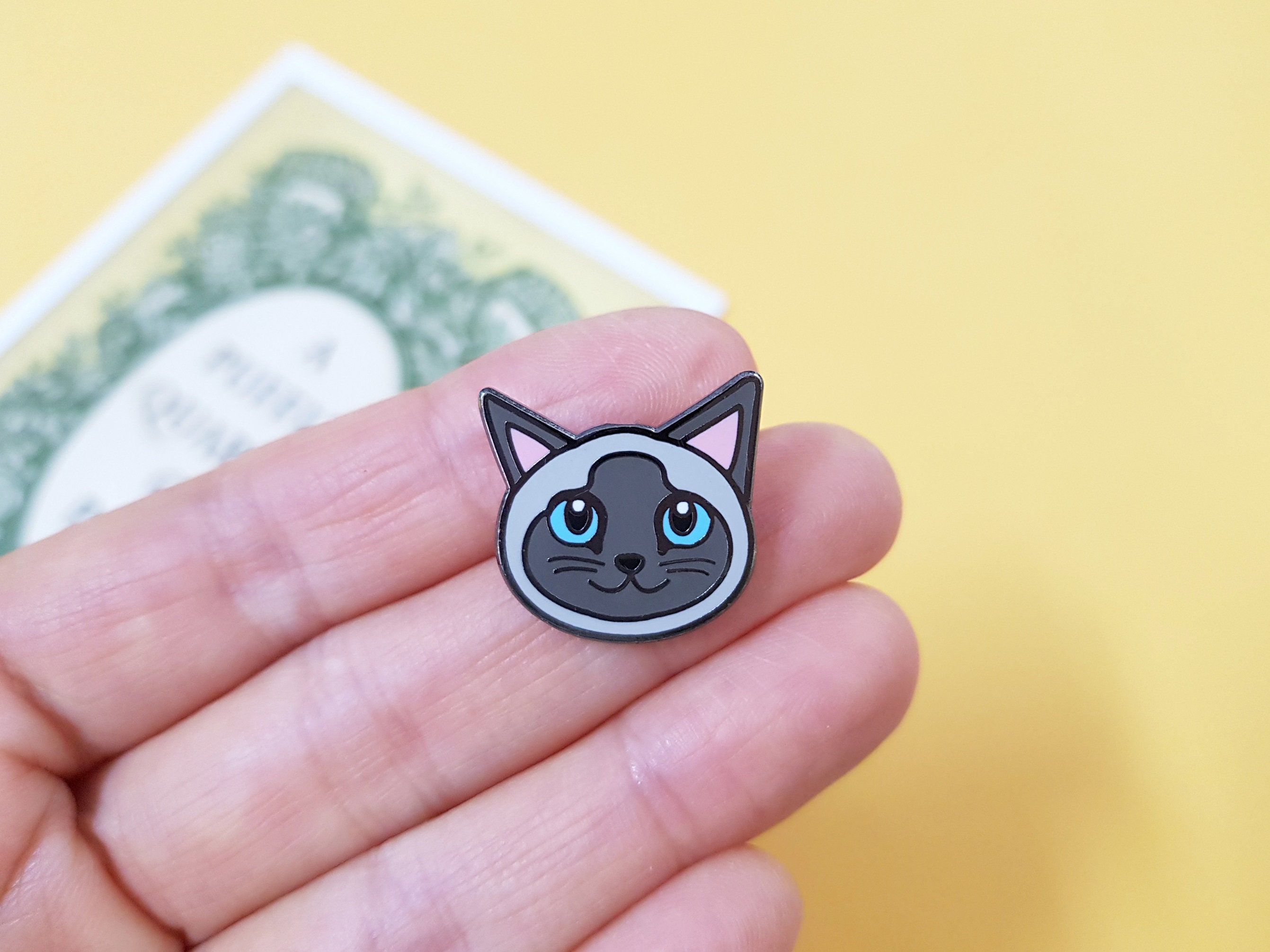 Siamese Cat Pin-badge - Etsy