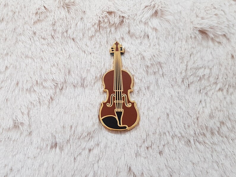 Violin pin badge | Etsy