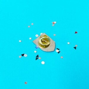 KOREA UNIVERSITY Pin Badge in Korea. - Etsy