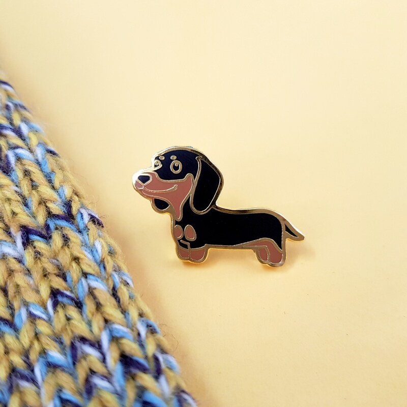 Dachshund Dog Pin - Etsy