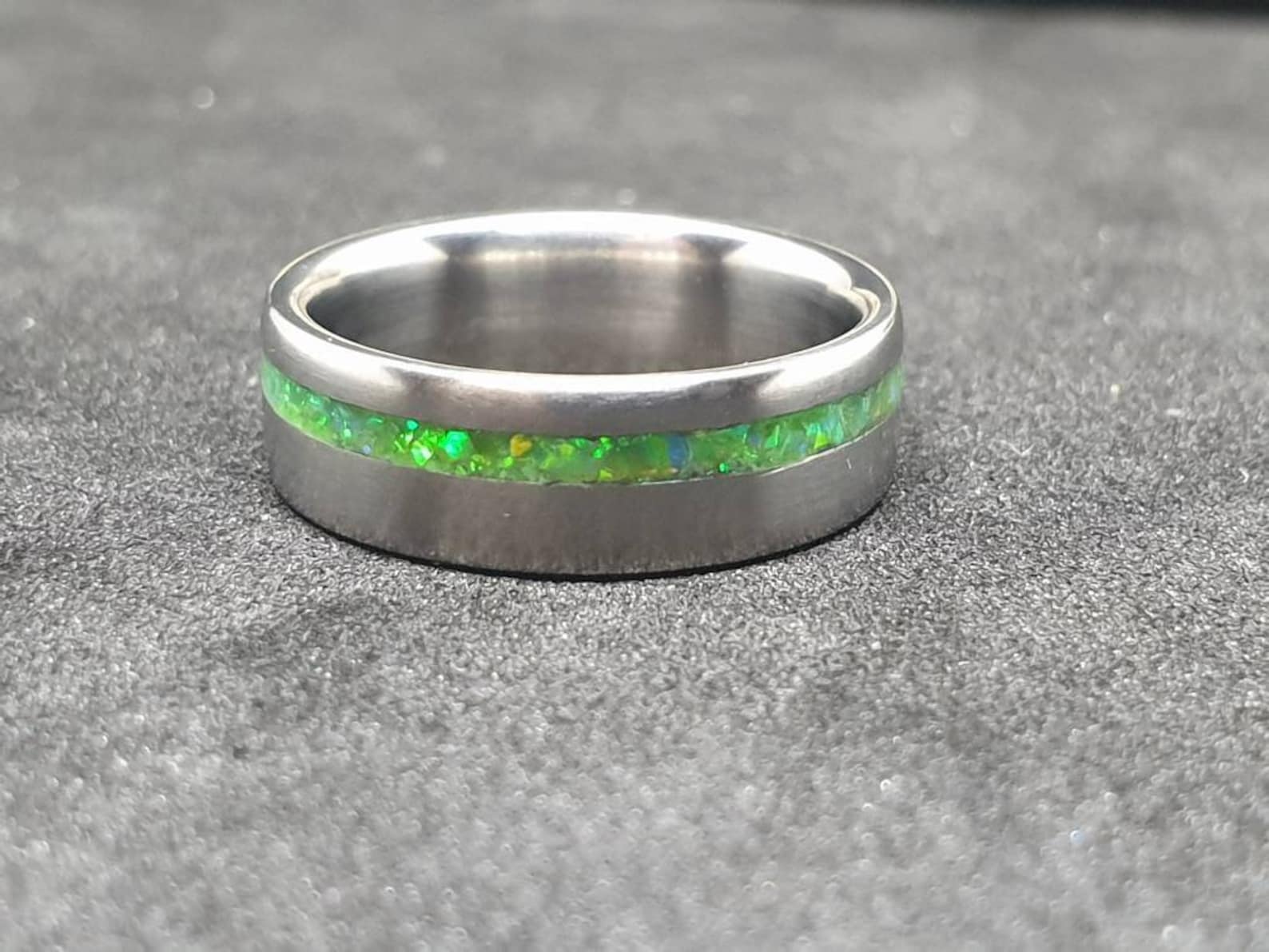 Titanium Glow Ring With Emerald Green Opal Inlay, Titanium Opal Glow Inlay Wedding Ring - Etsy