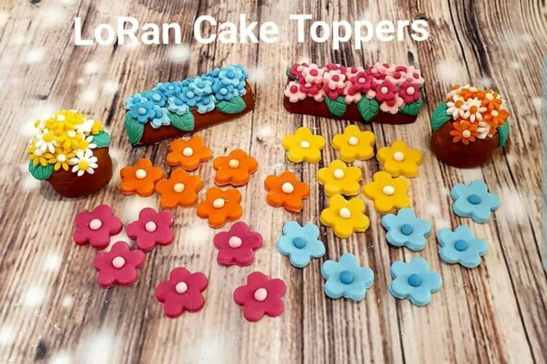 Handmade Edible Cake Topper Decoration Gardener Lawnmower | Etsy