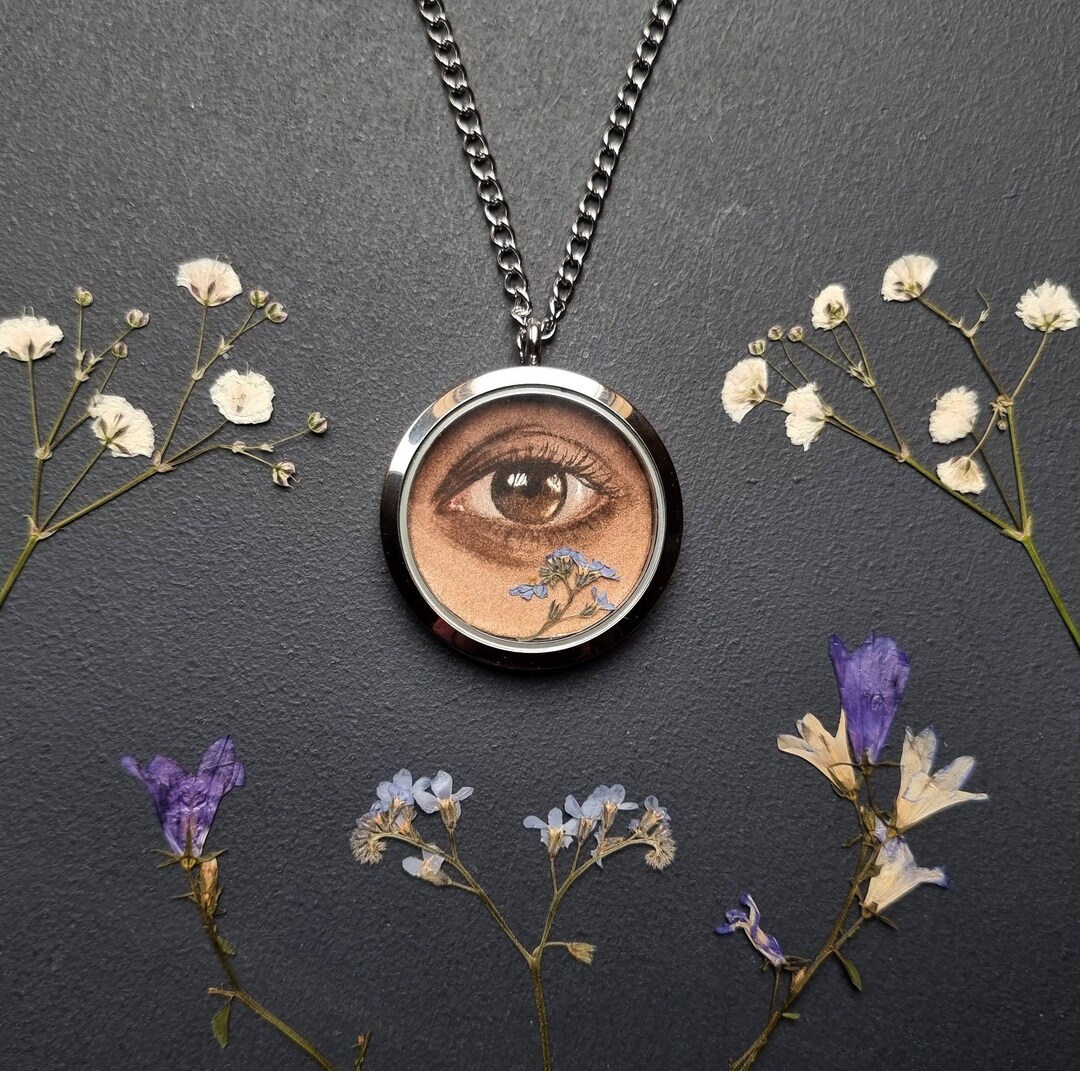 Custom Lover's Eye Pendant/ Personalized Memory Locket Necklace/ Custom ...