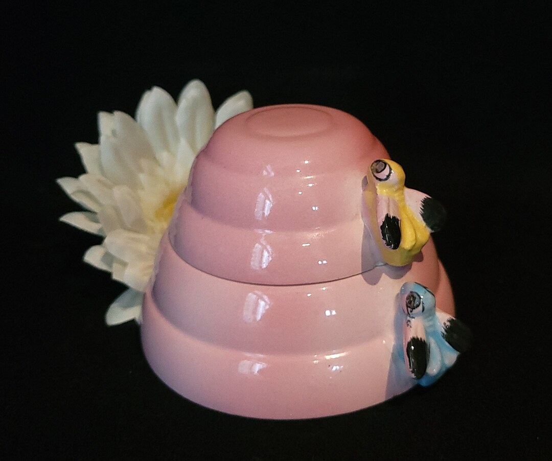 Victor Goldman Beehive Measuring Cups/ Mid Century Kitchen Kitsch ...